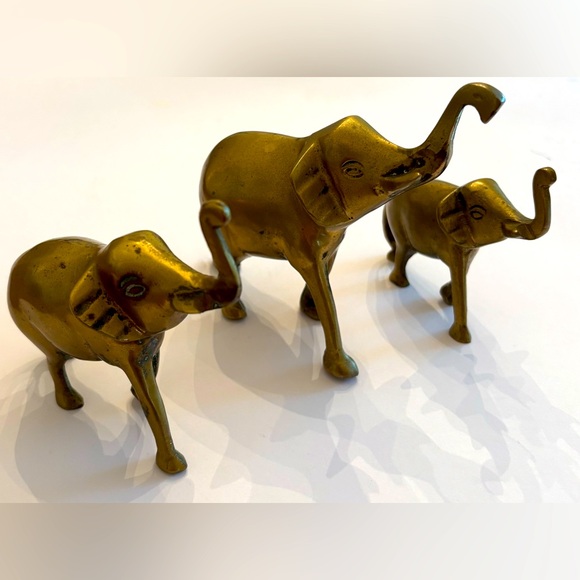 Accents | Vtg Mcm Brass Elephant Family Graduated Sizing Tabletop Decor ...